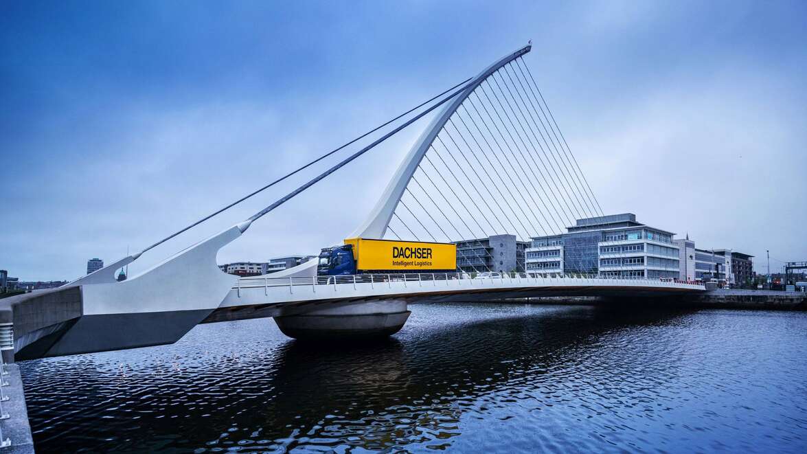 DACHSER launches ‘Smart Landbridge Connect’ to speed Irish exports to ...